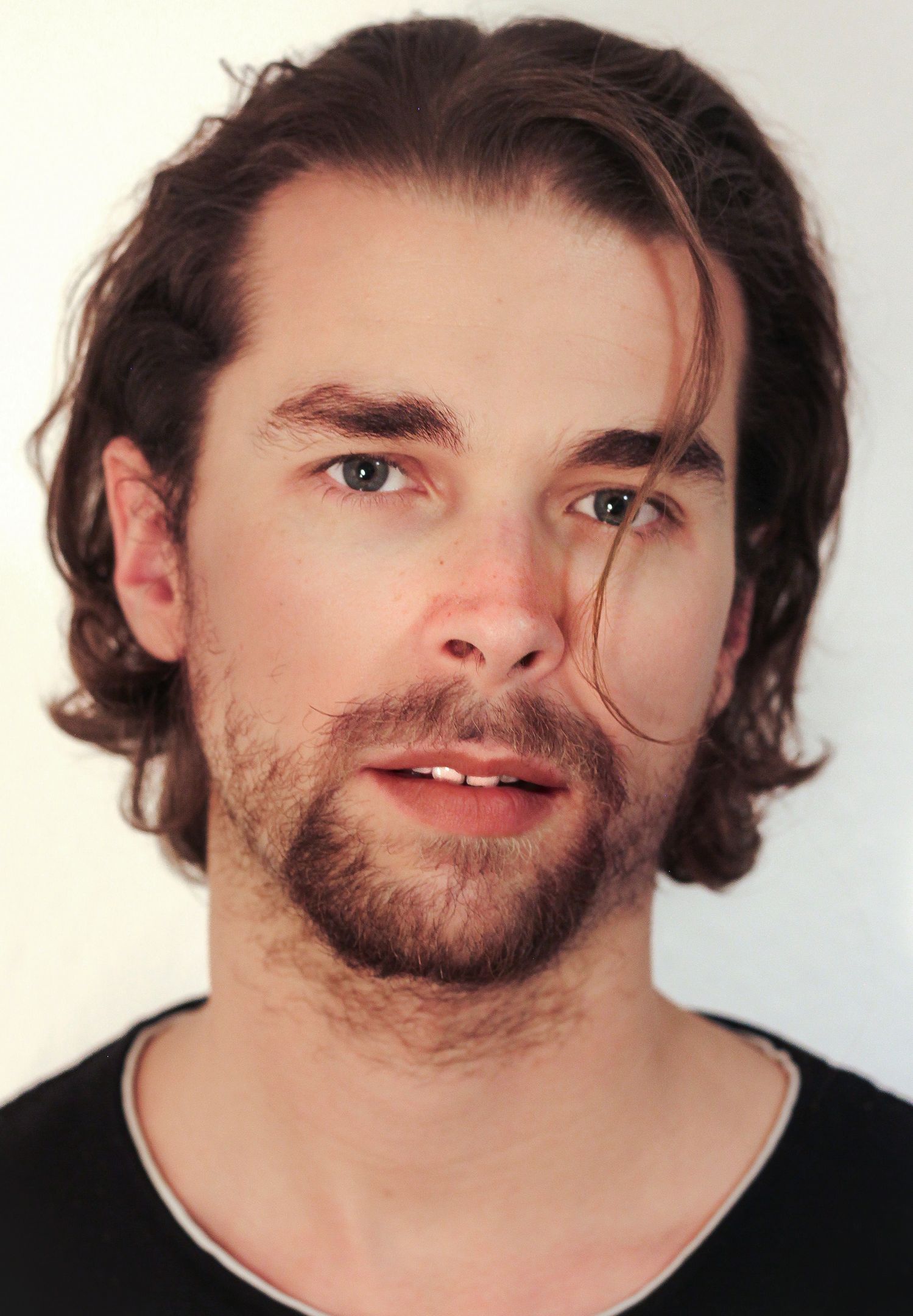 Alexander Chico-Bonet - Filmmakers